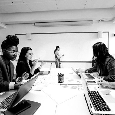 5 Ways T-Shaped Employees Will Future-Proof Your Business